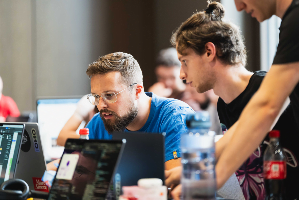 2. Platz am BaselHack 2023 • OHO Design